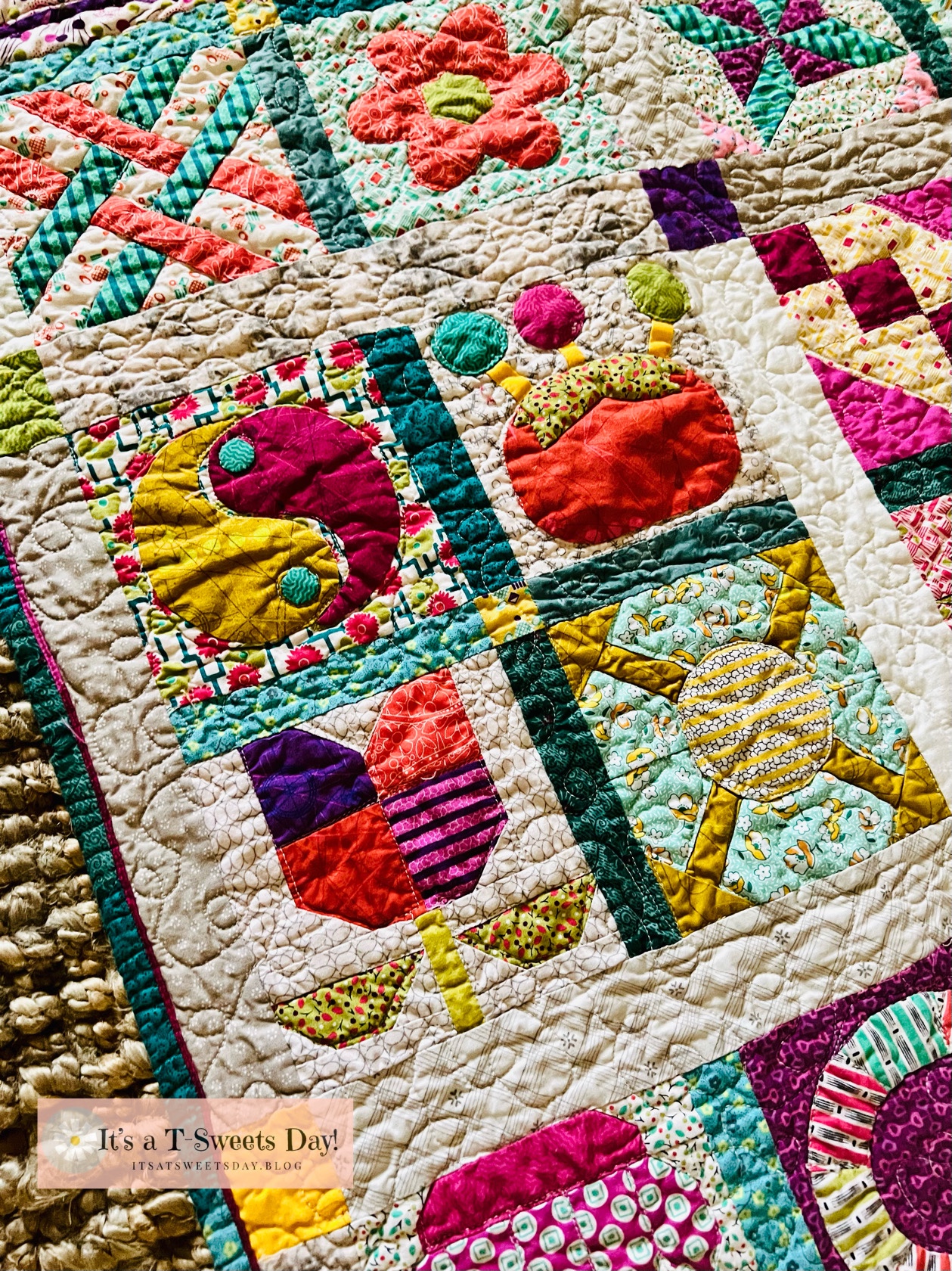 Positive Energy Quilt Finish! – It's a T-Sweets day!